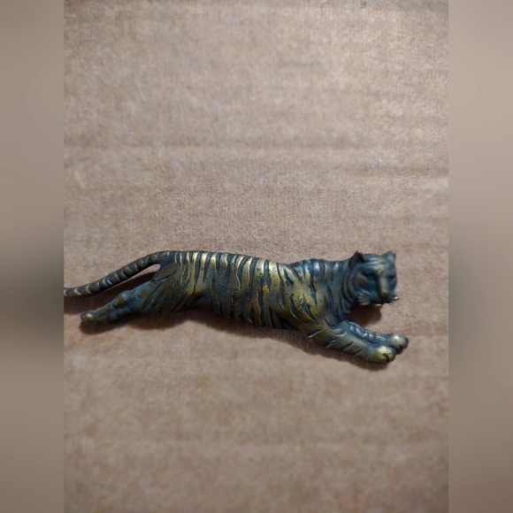 Source Unknown | Jewelry | Vintage Brass Tiger Pin | Poshmark